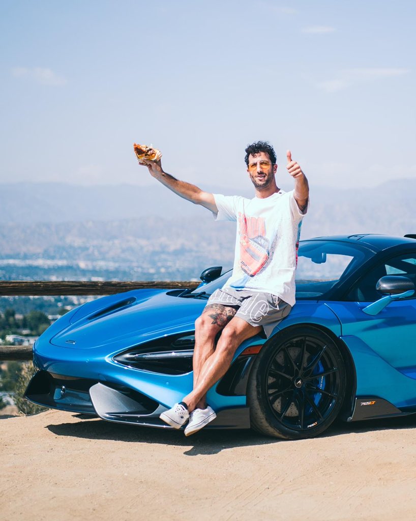 Daniel Ricciardo Shuts Down Villeneuve with a strong answer: “He's been ...